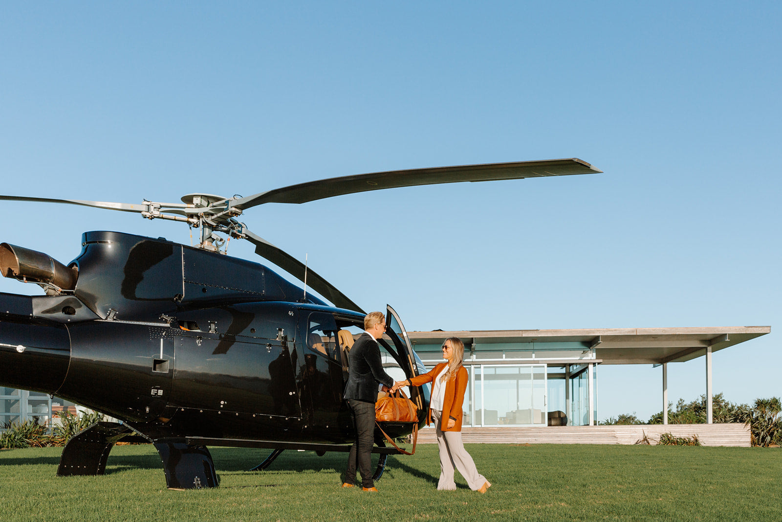 Helicopter Hire Costs in NZ Per Hour | Heli Me